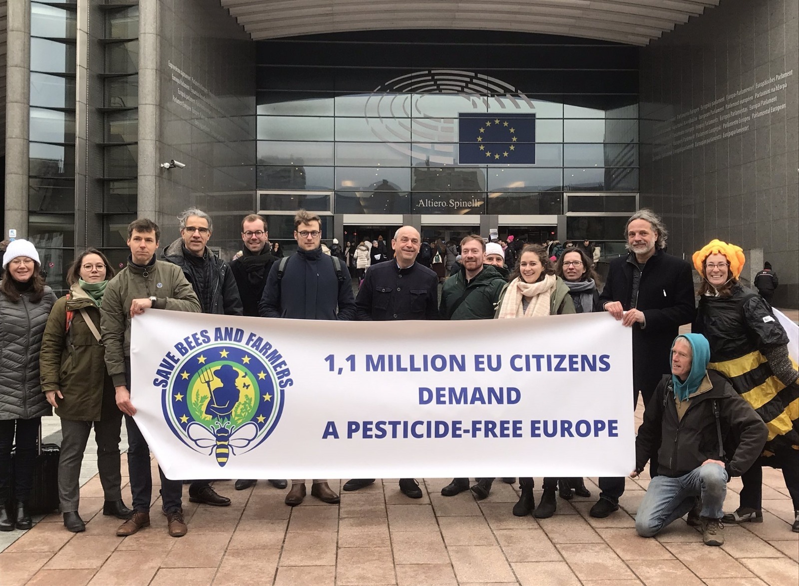 European Commission answers to Save Bees and Farmers – It’s far from ...